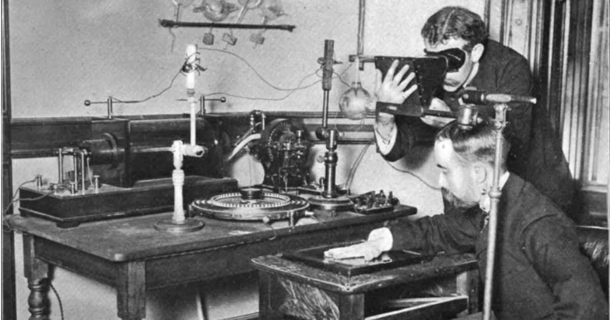 Wilhelm Röntgen and the First X-Ray - Past Medical History